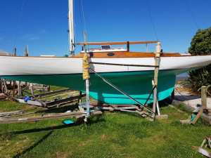 Yankee One Design | waitematawoodys.com #1 for classic wooden boat ...