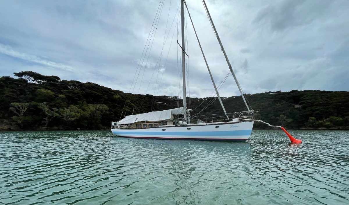 TUAHINE – 43′ CLASSIC YACHT 4SALE – MAKE AN OFFER | waitematawoodys.com ...