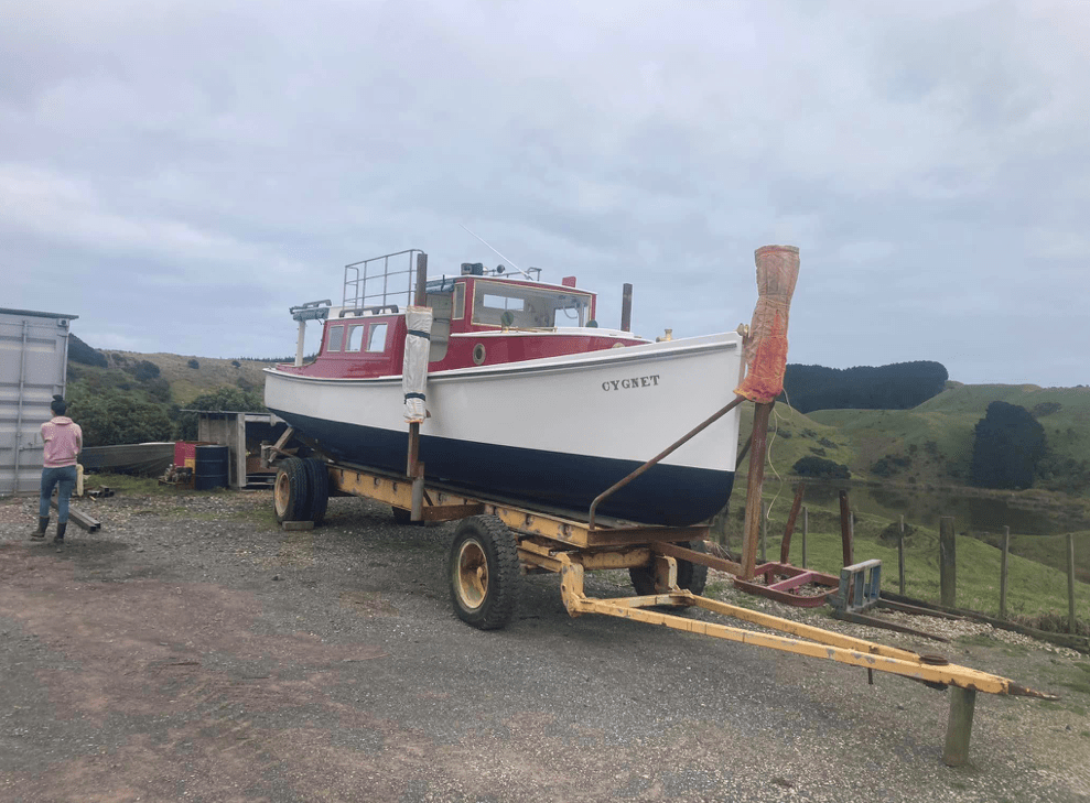 CYGNET – Restoration | waitematawoodys.com #1 for classic wooden boat ...