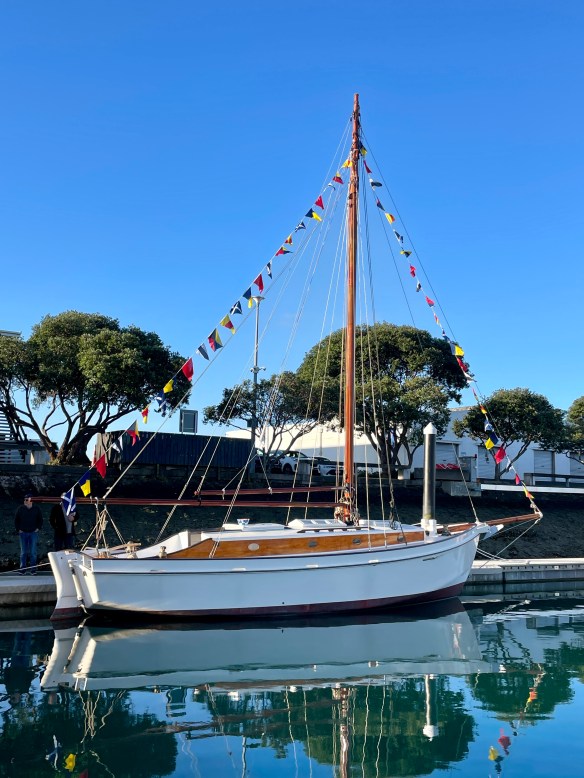 NGATAKI – JOHNNY WRAY’S HOME BUILT CLASSIC YACHT | waitematawoodys.com ...