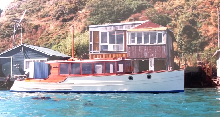 CLASSIC LOGAN WOODEN LAUNCH – MAXIE – NEEDS SAVING | waitematawoodys ...