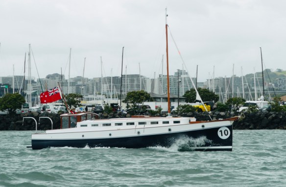 CLASSIC WOODEN MOTORBOAT RACING ON THE WAITEMATA HARBOUR – Auckland ...